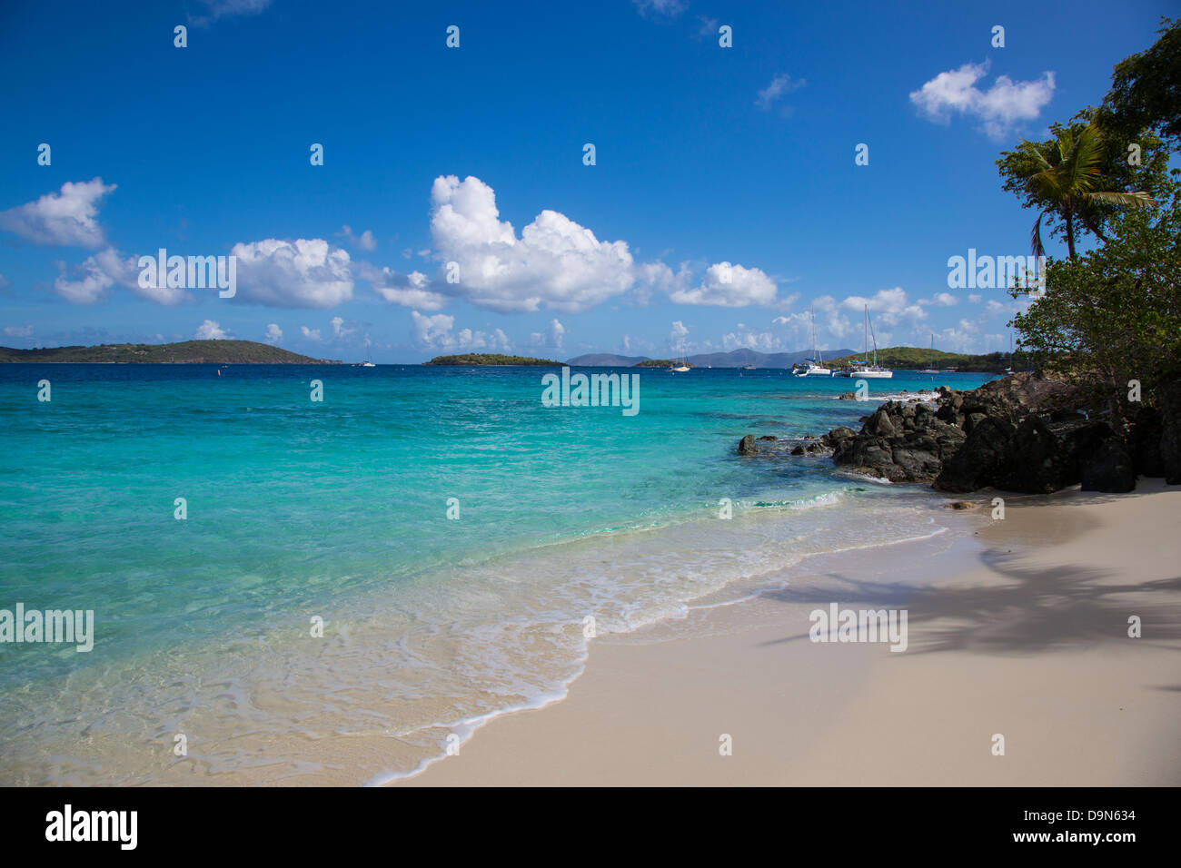 Solomon Beach in Virgin Islands National Park on the Caribbean Island ...