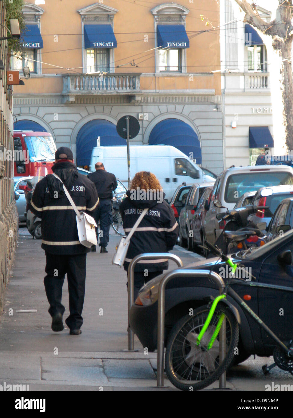 Milan traffic hi-res stock photography and images - Alamy