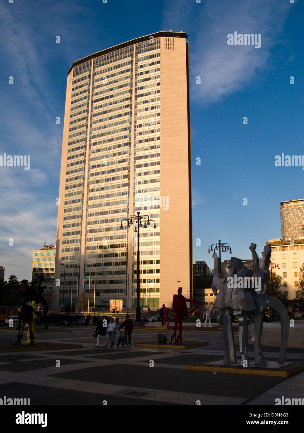 Pirelli building milan lombardia hi-res stock photography and images ...