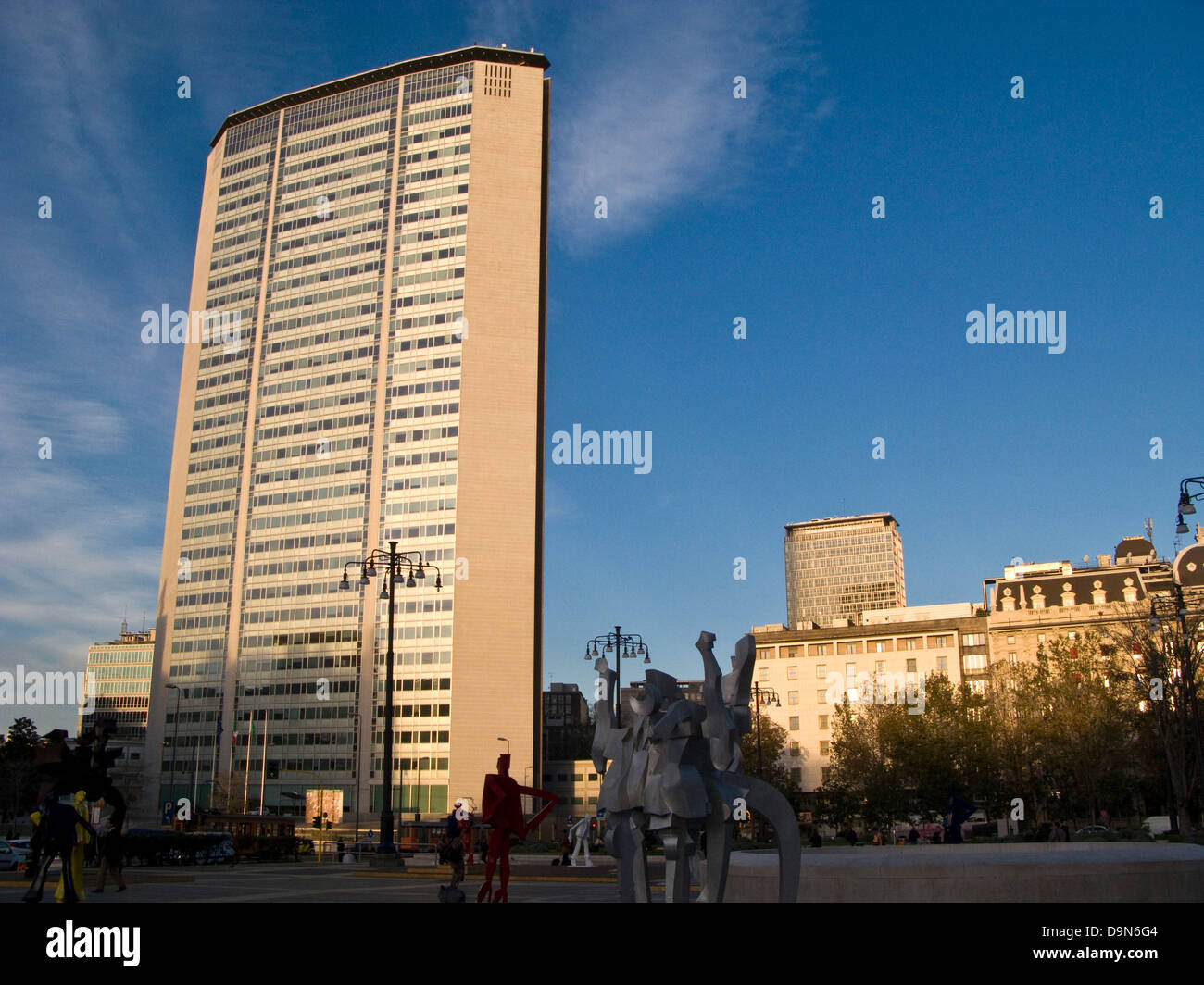 Pirelli building milan lombardia hi-res stock photography and images ...