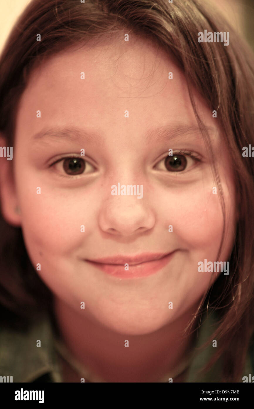 portrait smailing girl Stock Photo - Alamy