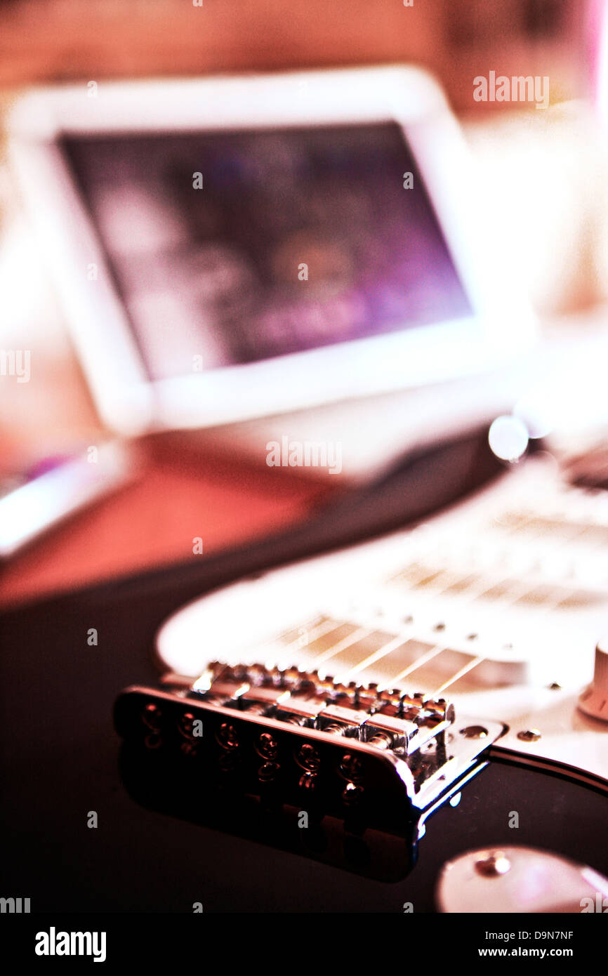 Effects guitars hi-res stock photography and images - Alamy