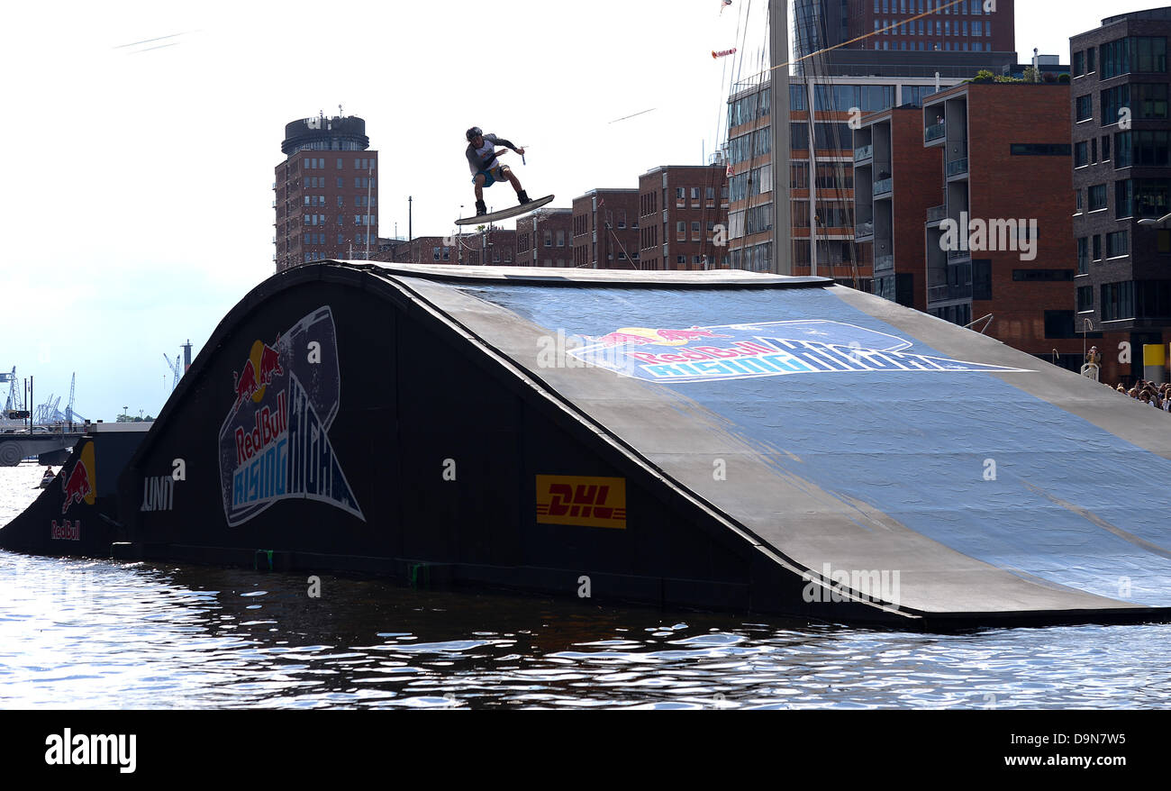 Wakeboard ramp hi-res stock photography and images - Alamy
