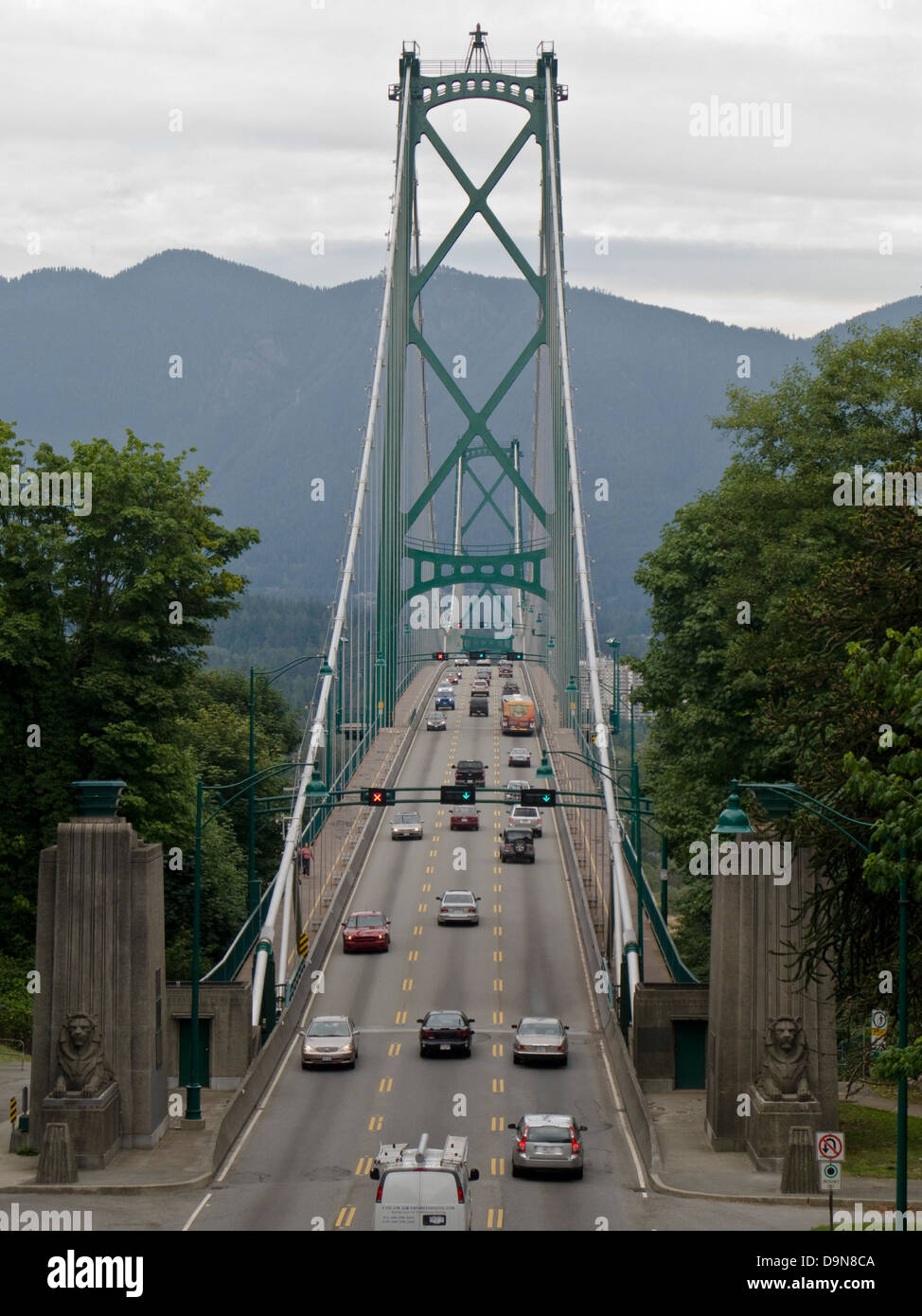 Vancouver bridge hi-res stock photography and images - Alamy