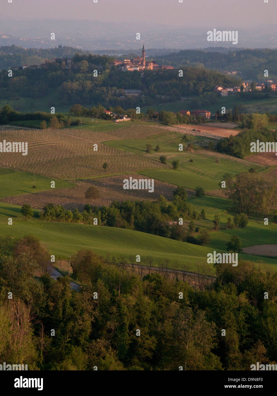 Moncalvo italy hi-res stock photography and images - Alamy