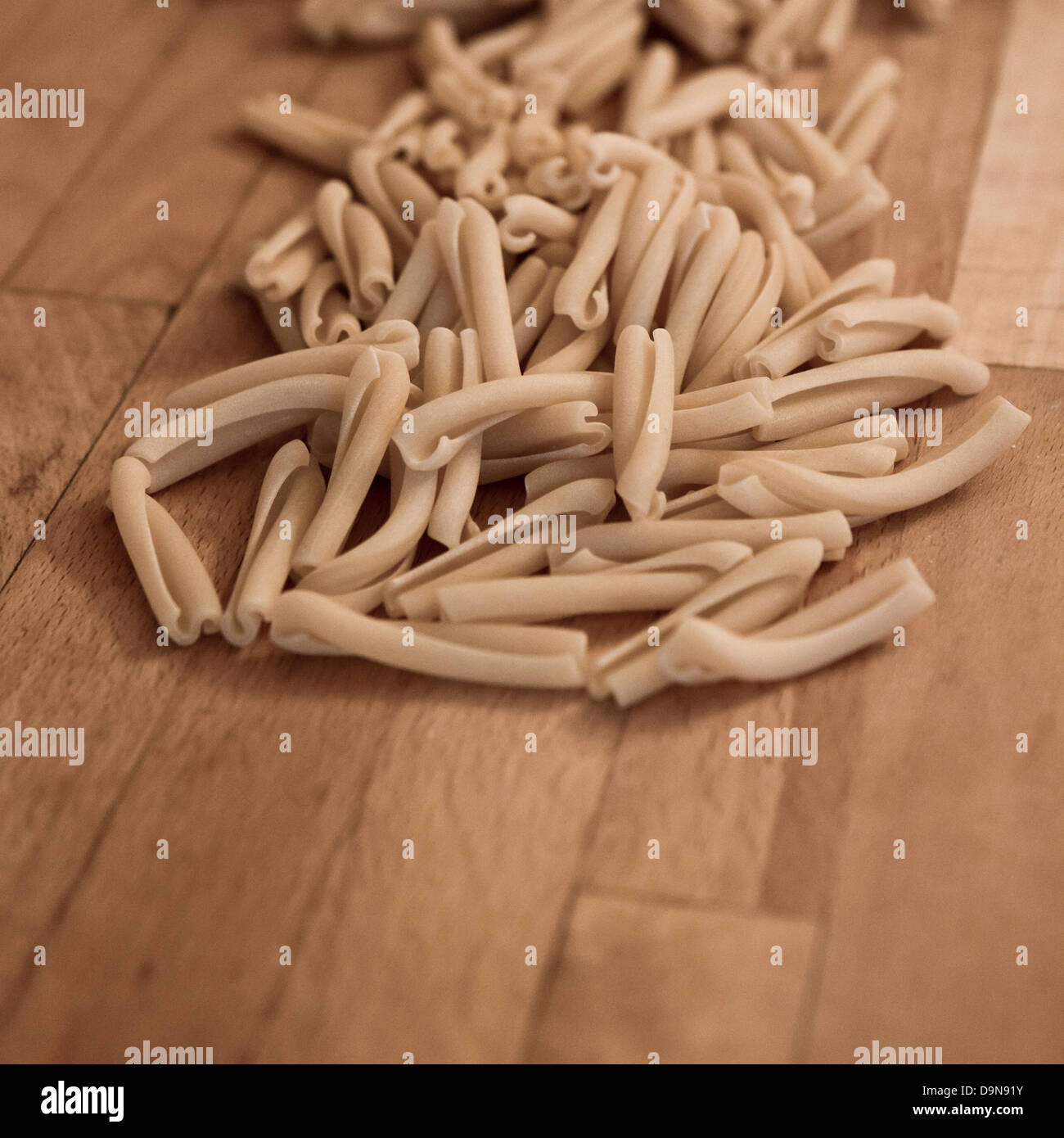 Pasta square hi-res stock photography and images - Alamy