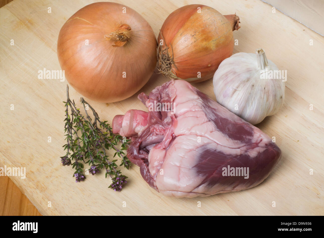 Offal heart hi-res stock photography and images - Alamy