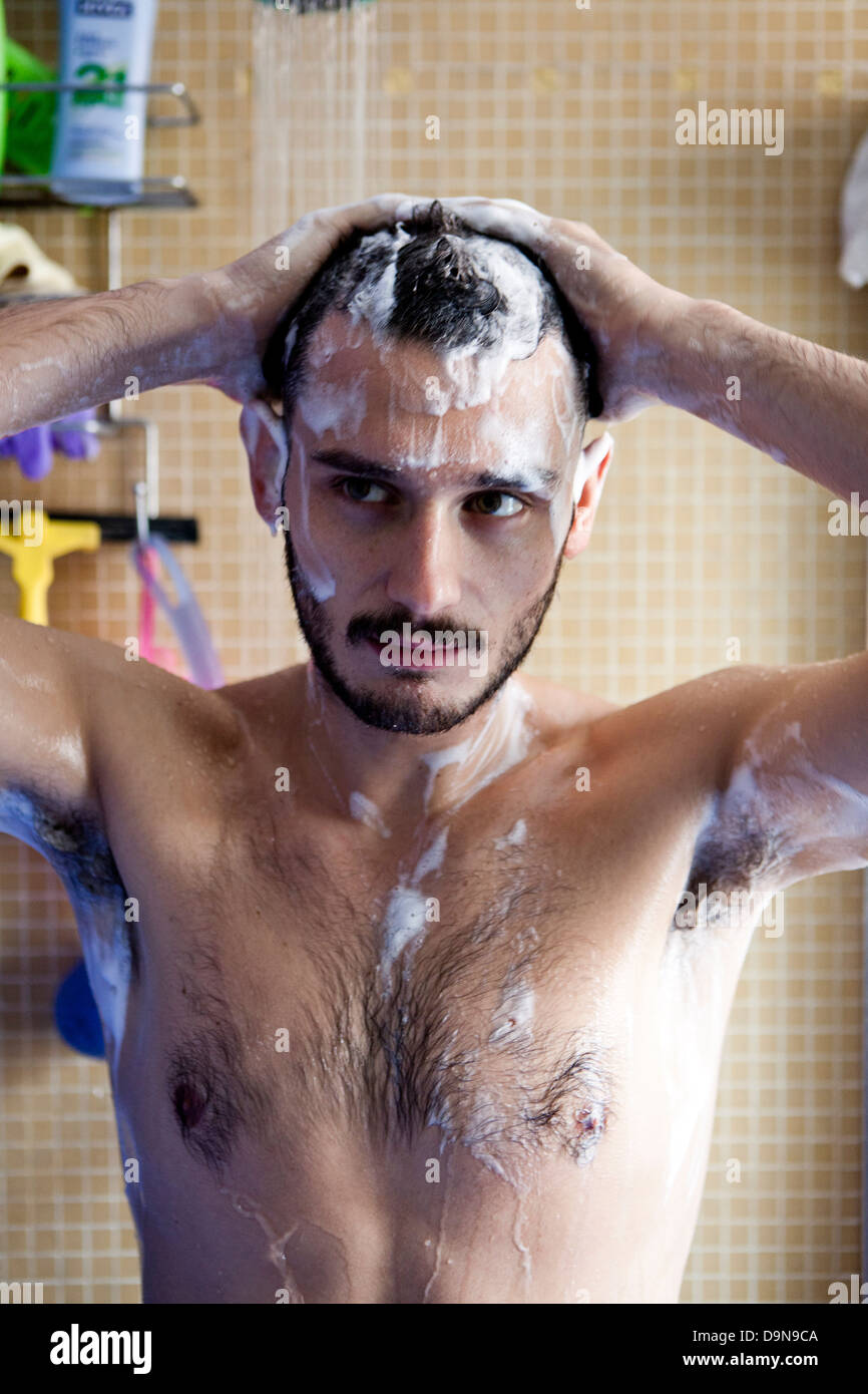 man who take a shower Stock Photo - Alamy
