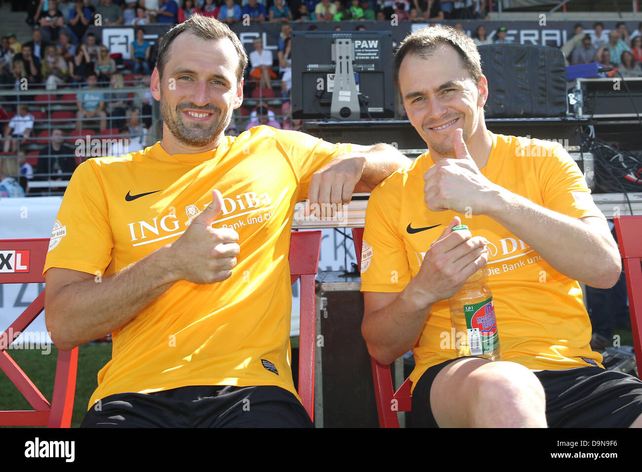 Biathlete Michael Greis (R) and basketball player Christoph Henneberger ...