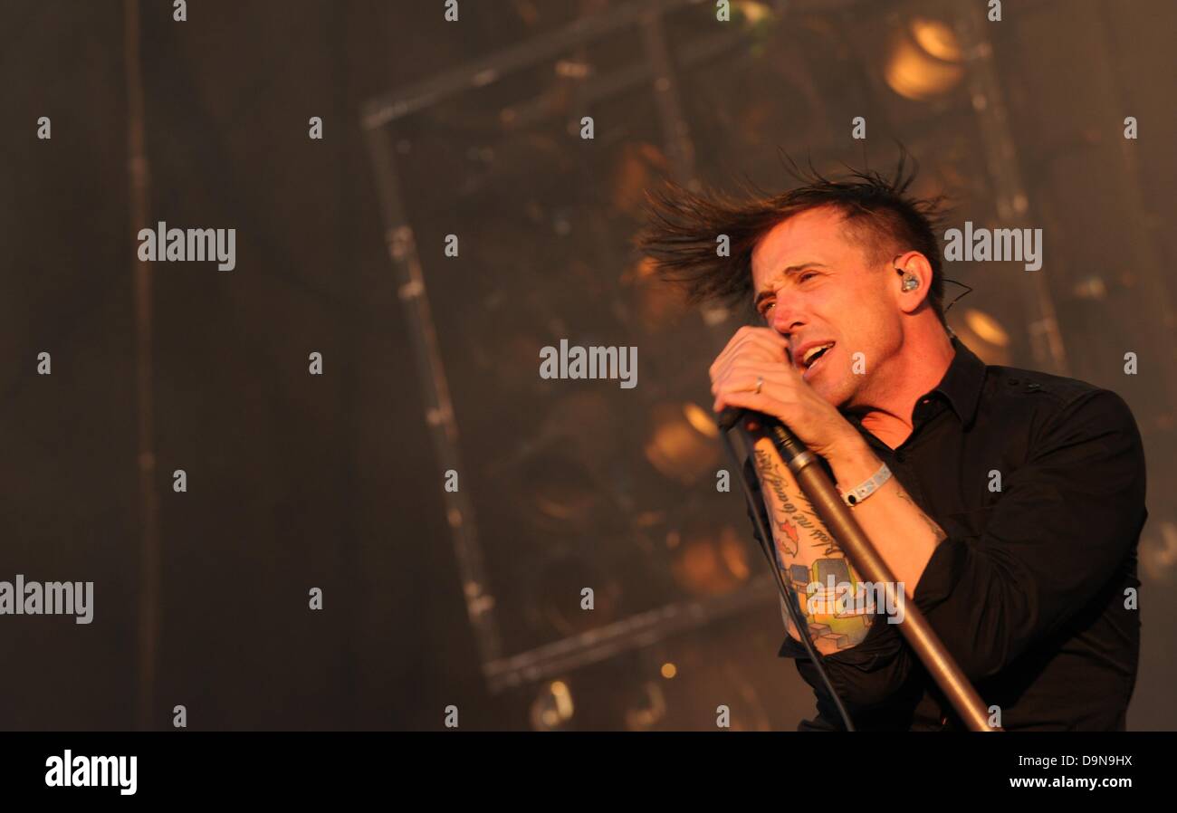 Benjamin kowalewicz hi-res stock photography and images - Alamy