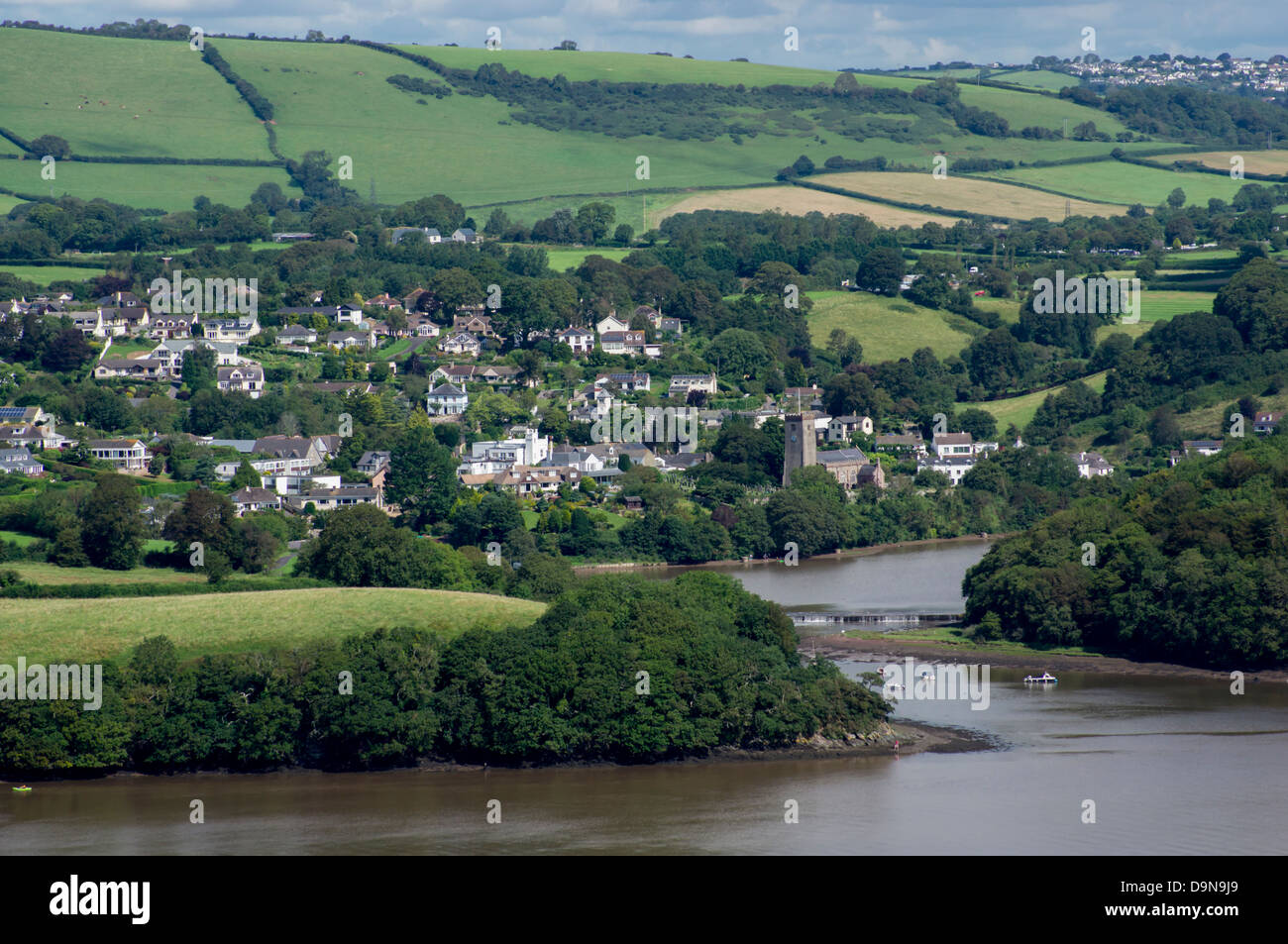 Stoke gabriel sunny uk village hi-res stock photography and images - Alamy