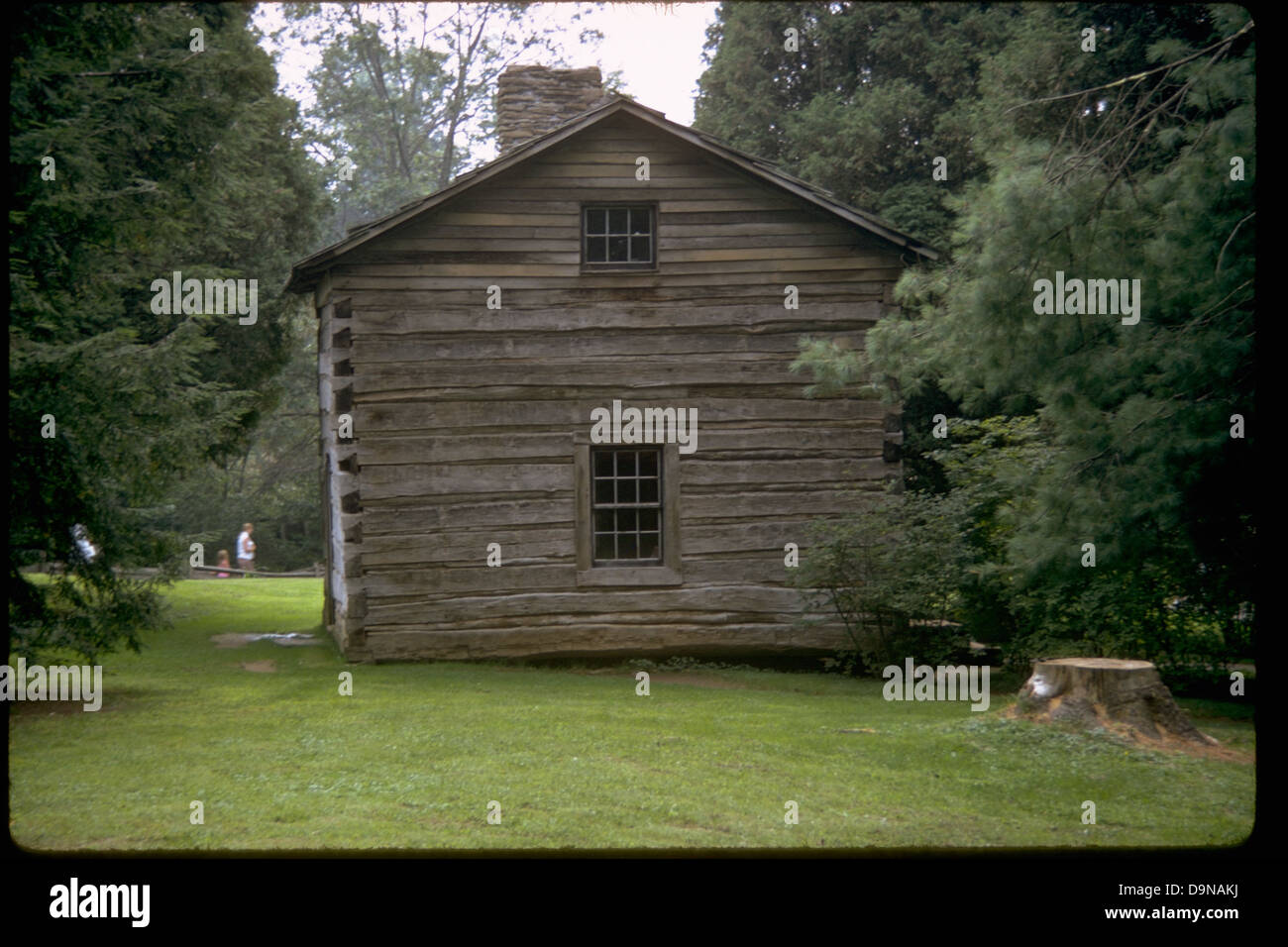 The Blue Ridge Parkway stretches through the Appalachian Mountains ...