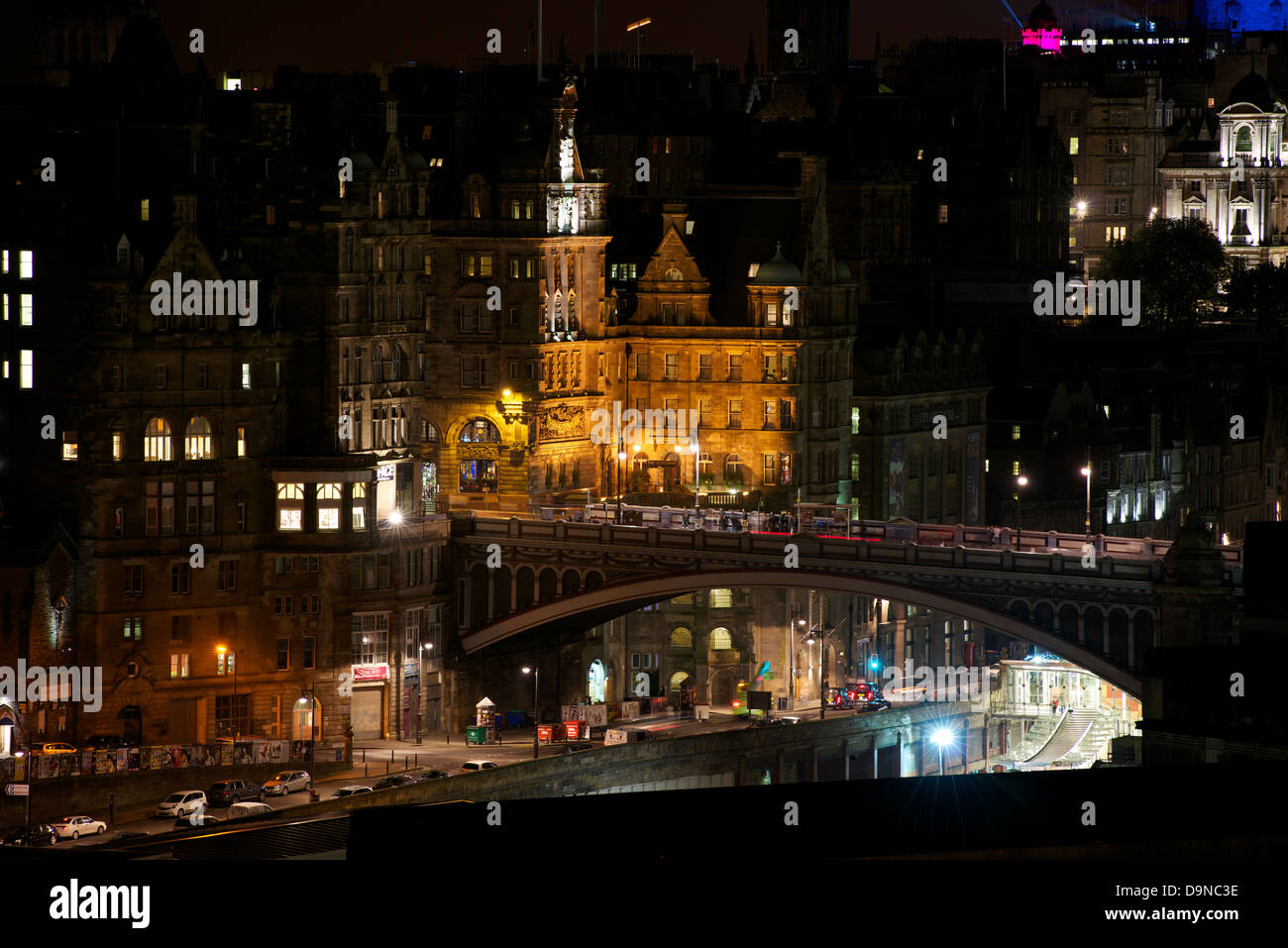 North bridge, edinburgh hi-res stock photography and images - Alamy