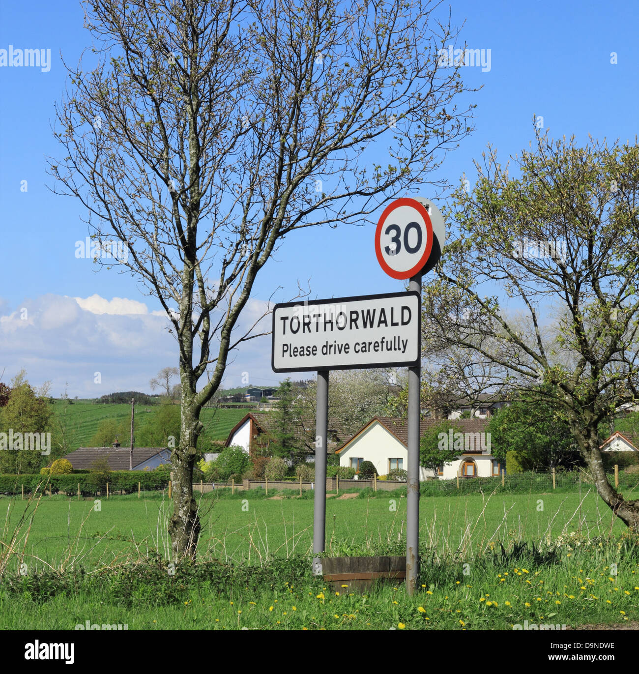 Traffic Signs Scotland Stock Photos & Traffic Signs Scotland Stock ...