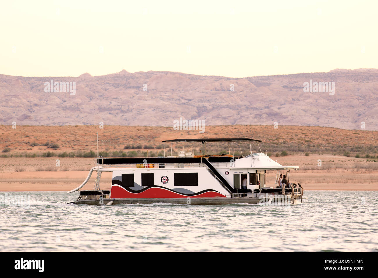 A houseboat under way in Bullfrog Bay at Lake Powell in Utah Stock ...