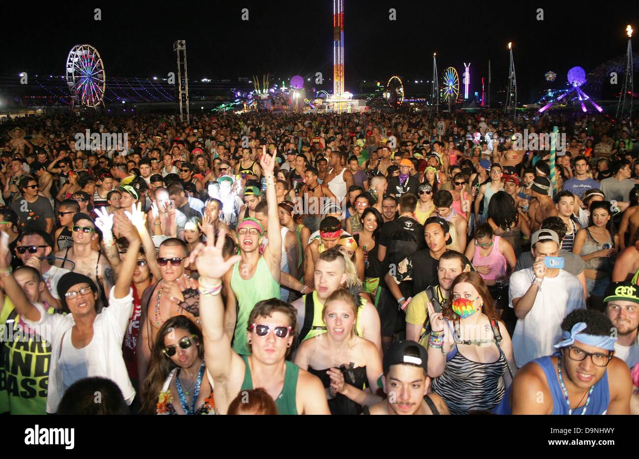 Las Vegas, NV. 22nd June, 2013. Atmosphere, bass Pod stage fans in ...