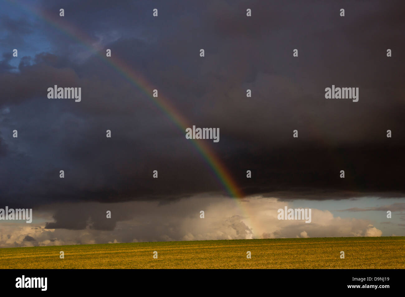 Rainbow uk landscape hi-res stock photography and images - Alamy