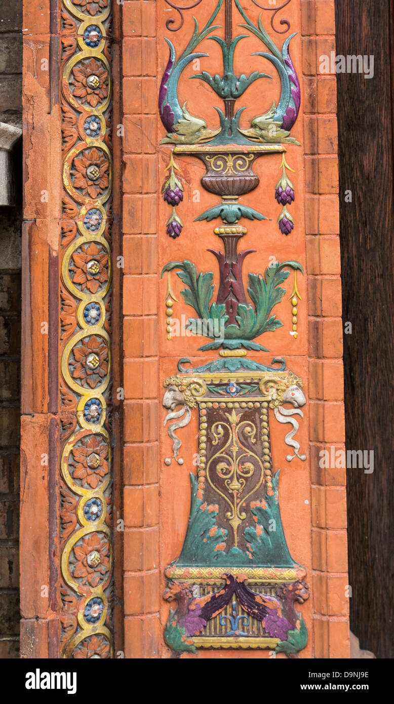 Decorative brickwork hi-res stock photography and images - Alamy