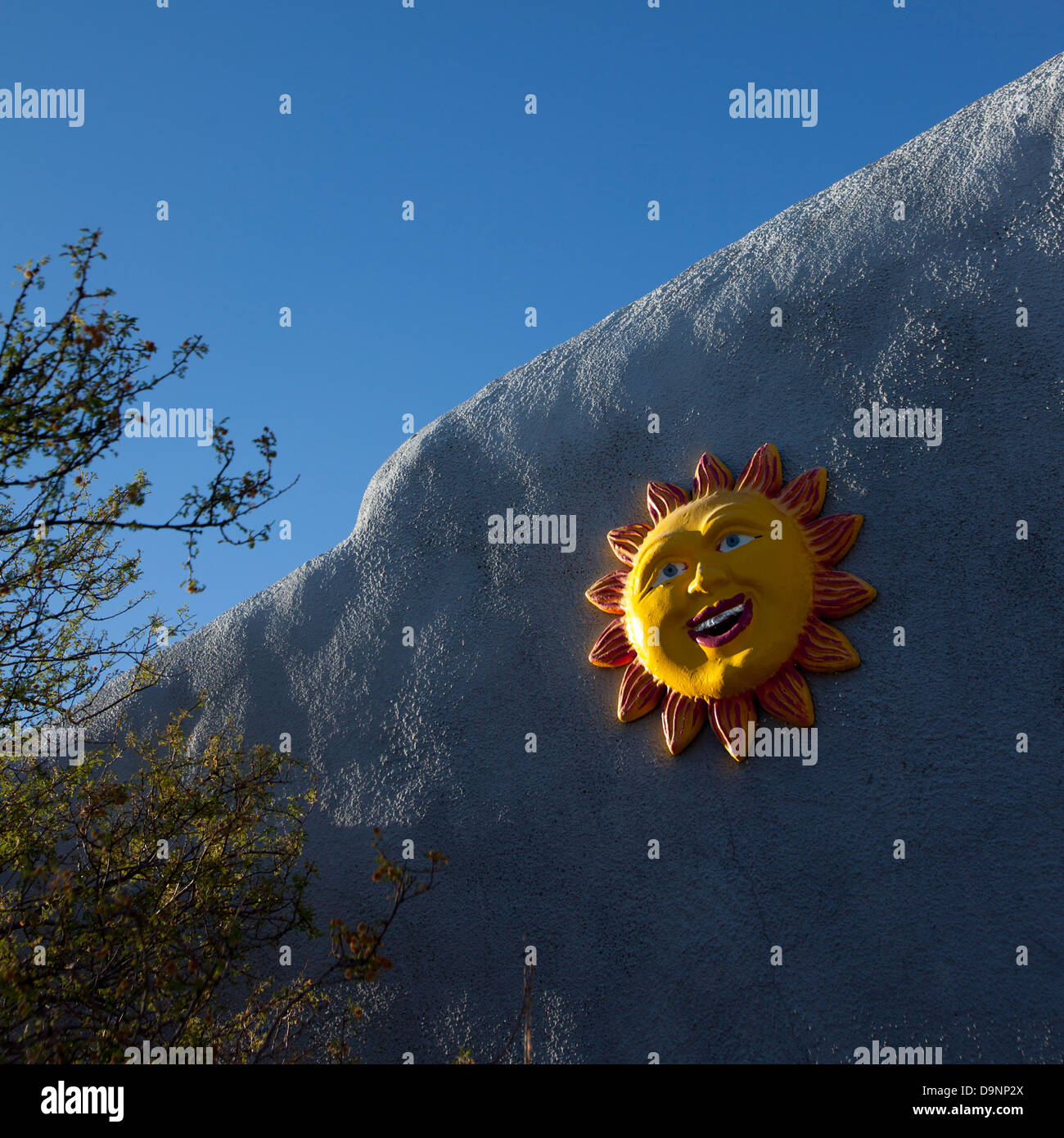 Ceramic sun face hi-res stock photography and images - Alamy