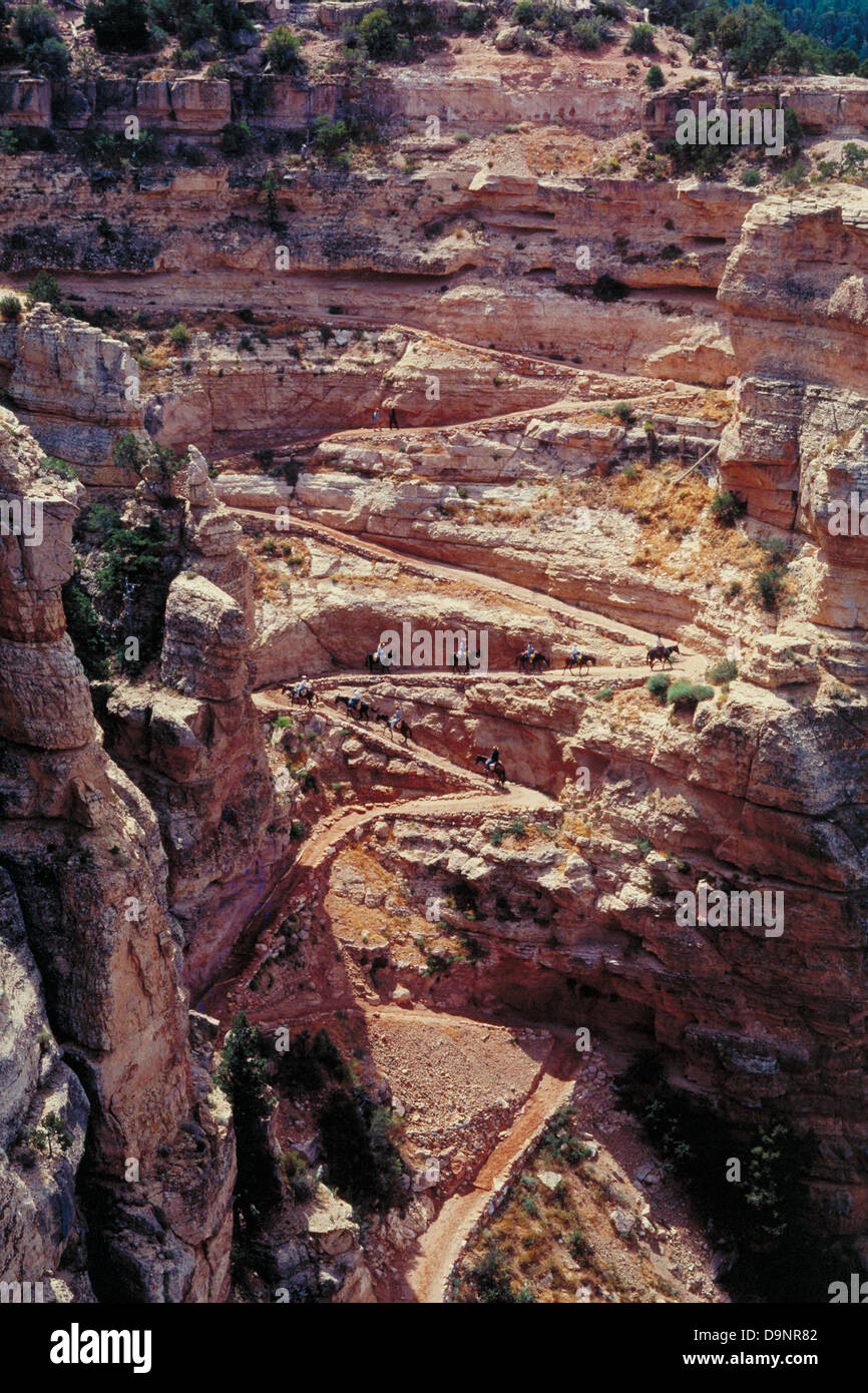 Grand Canyon National Park in Arizona is known for its dramatic ...