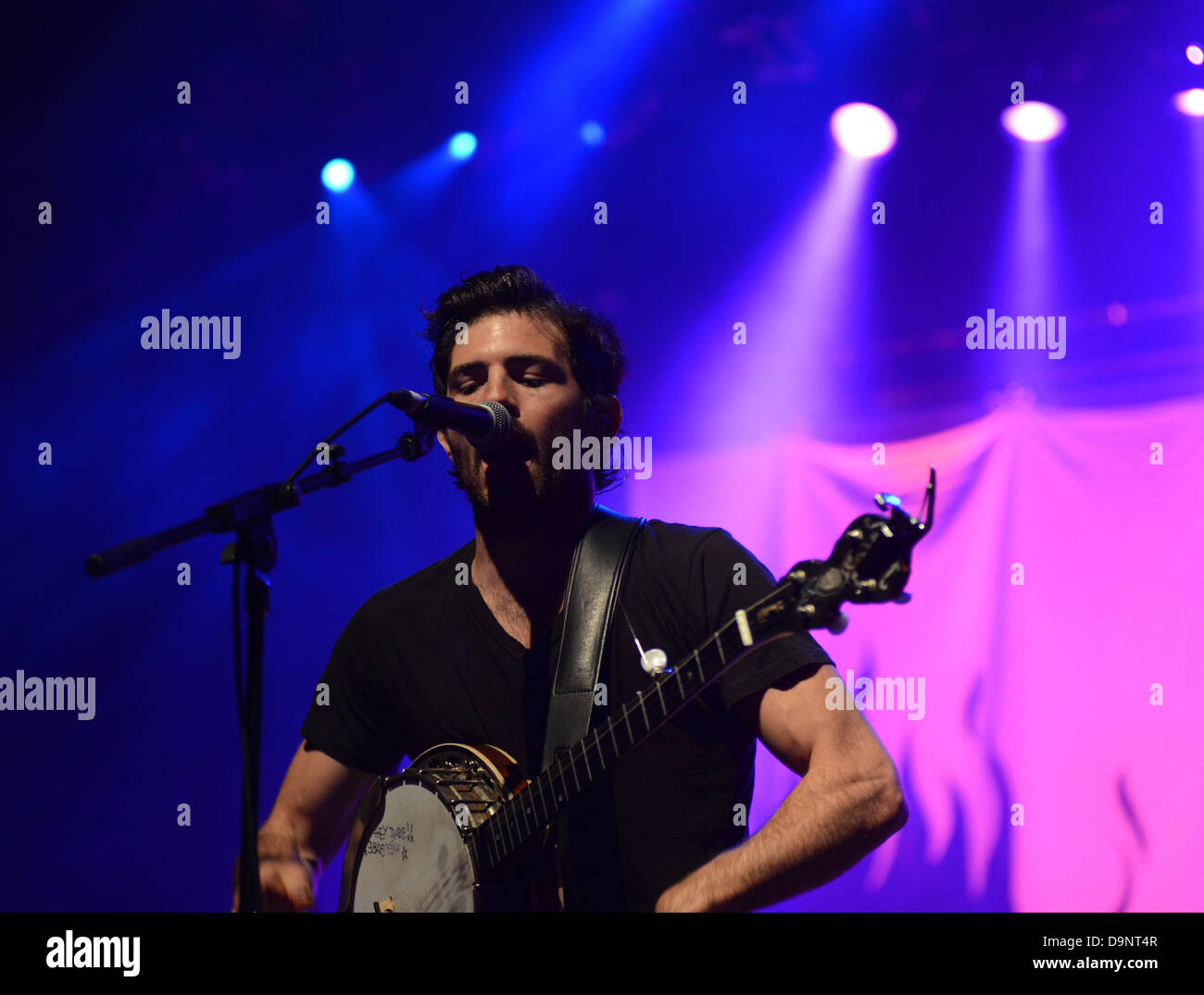 Portsmouth, Virginia, USA. 22nd June, 2013. SCOTT AVETT (banjo) of ...