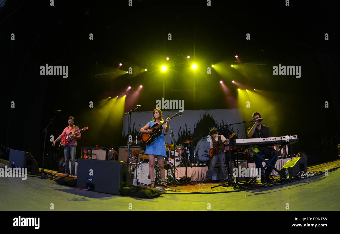 Portsmouth, Virginia, USA. 22nd June, 2013. Bluegrass singer JILL ...