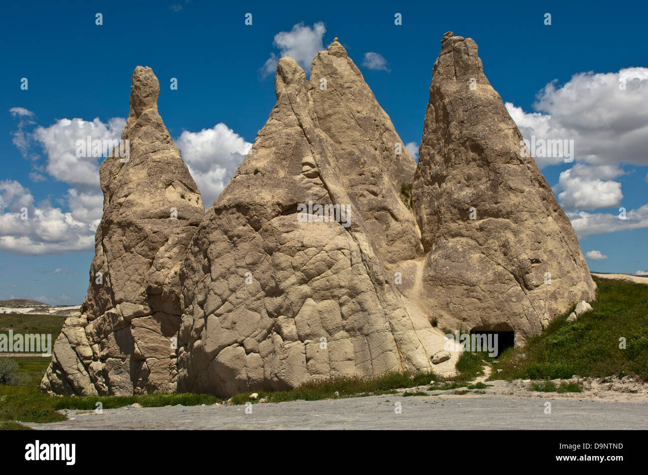 Tuff rocks hi-res stock photography and images - Alamy