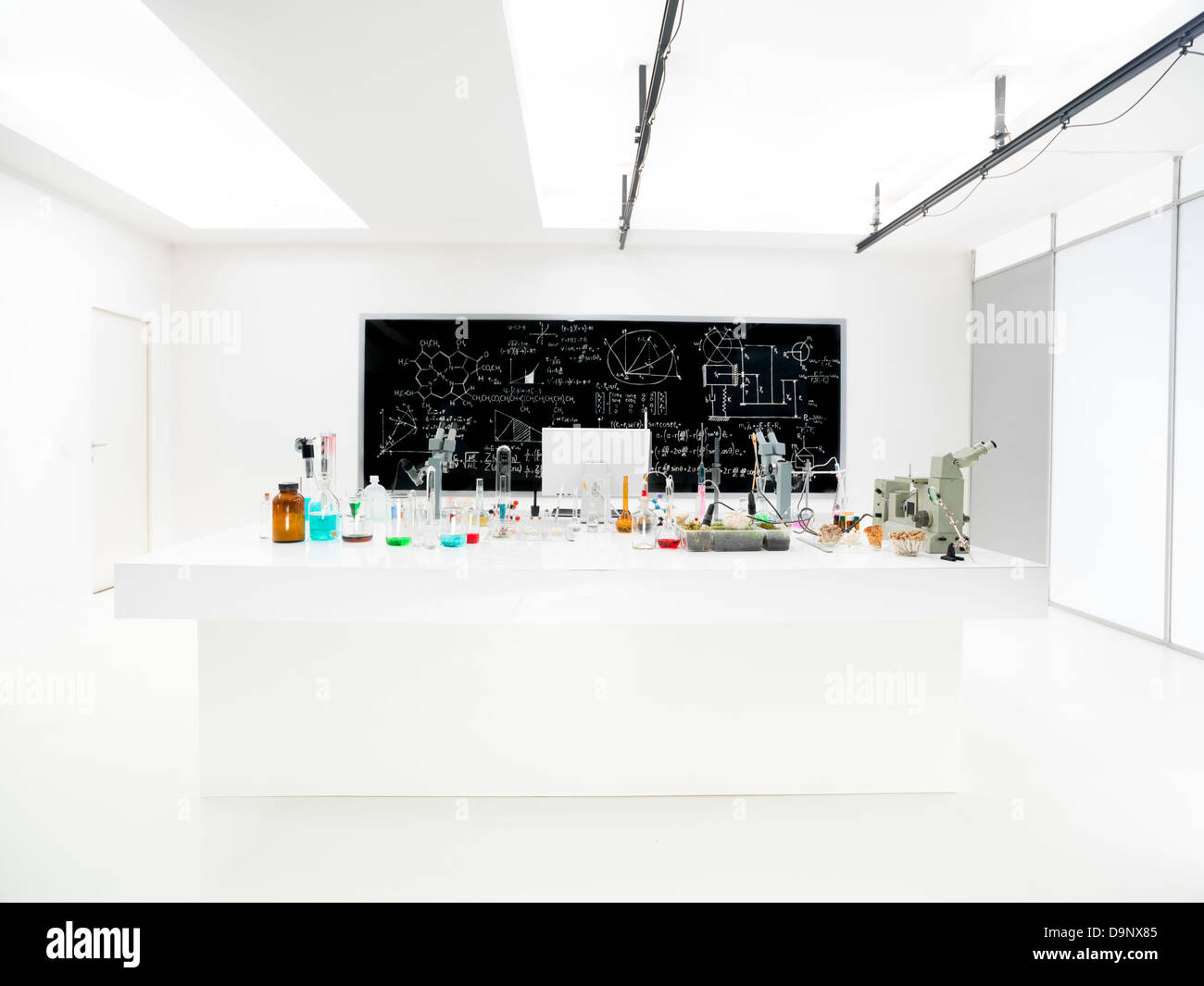 general-view of a chemistry laboratory with a lab table containing ...