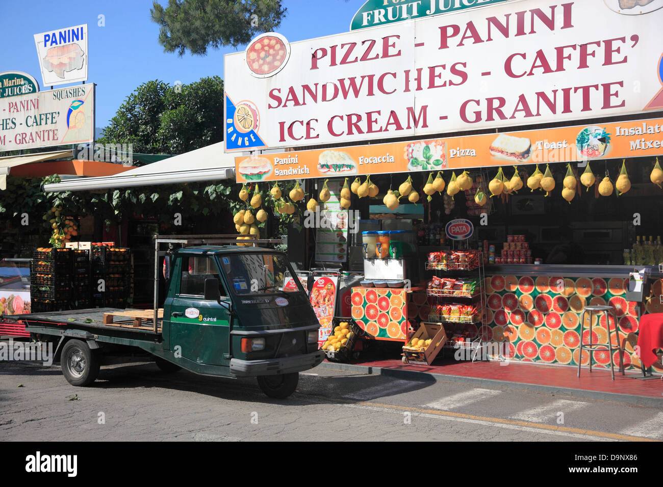 Stall with lemon and snack on the outskirts of Pompeii, Campania, Italy ...