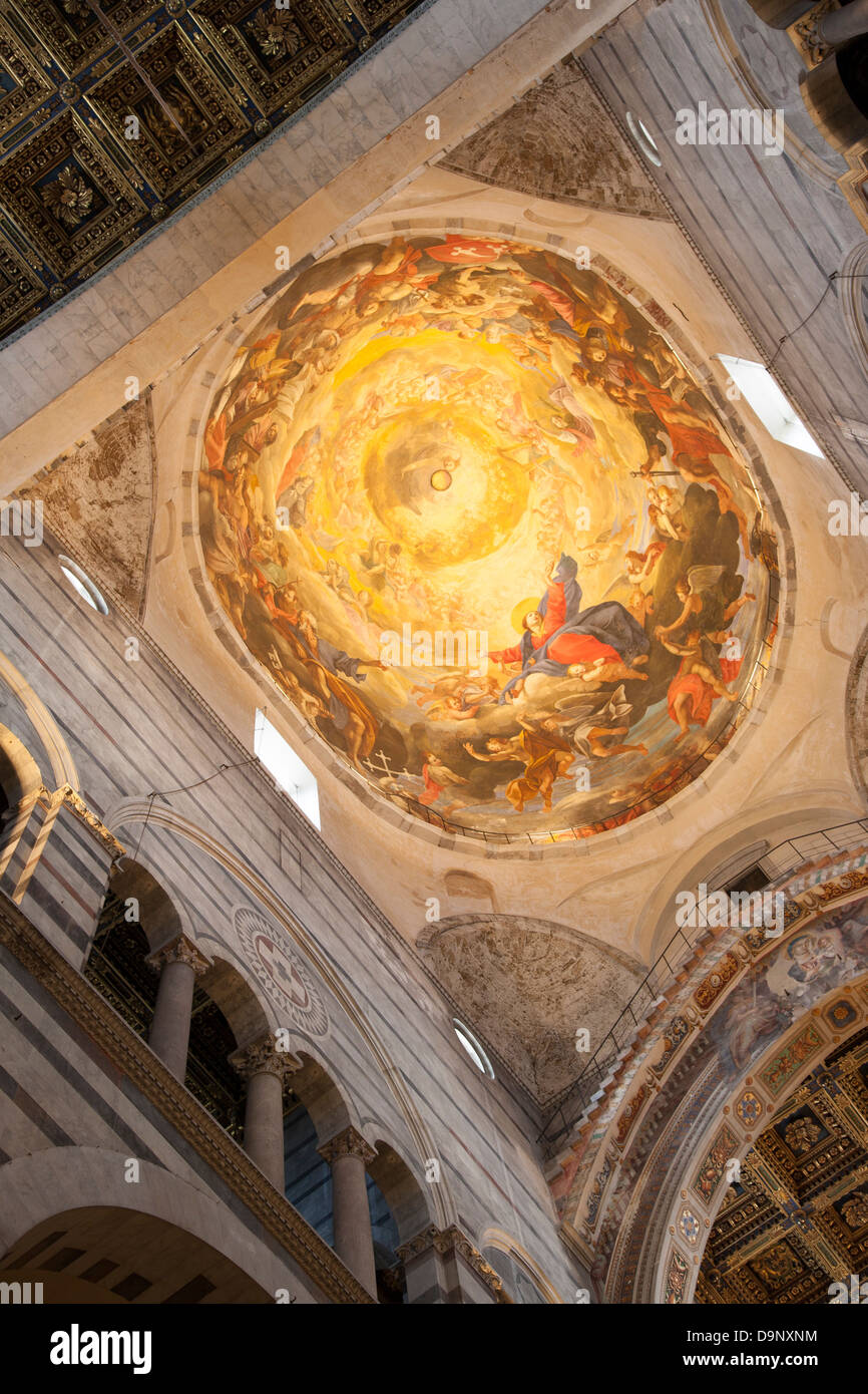 Italy tuscany pisa cathedral ceiling hi-res stock photography and ...