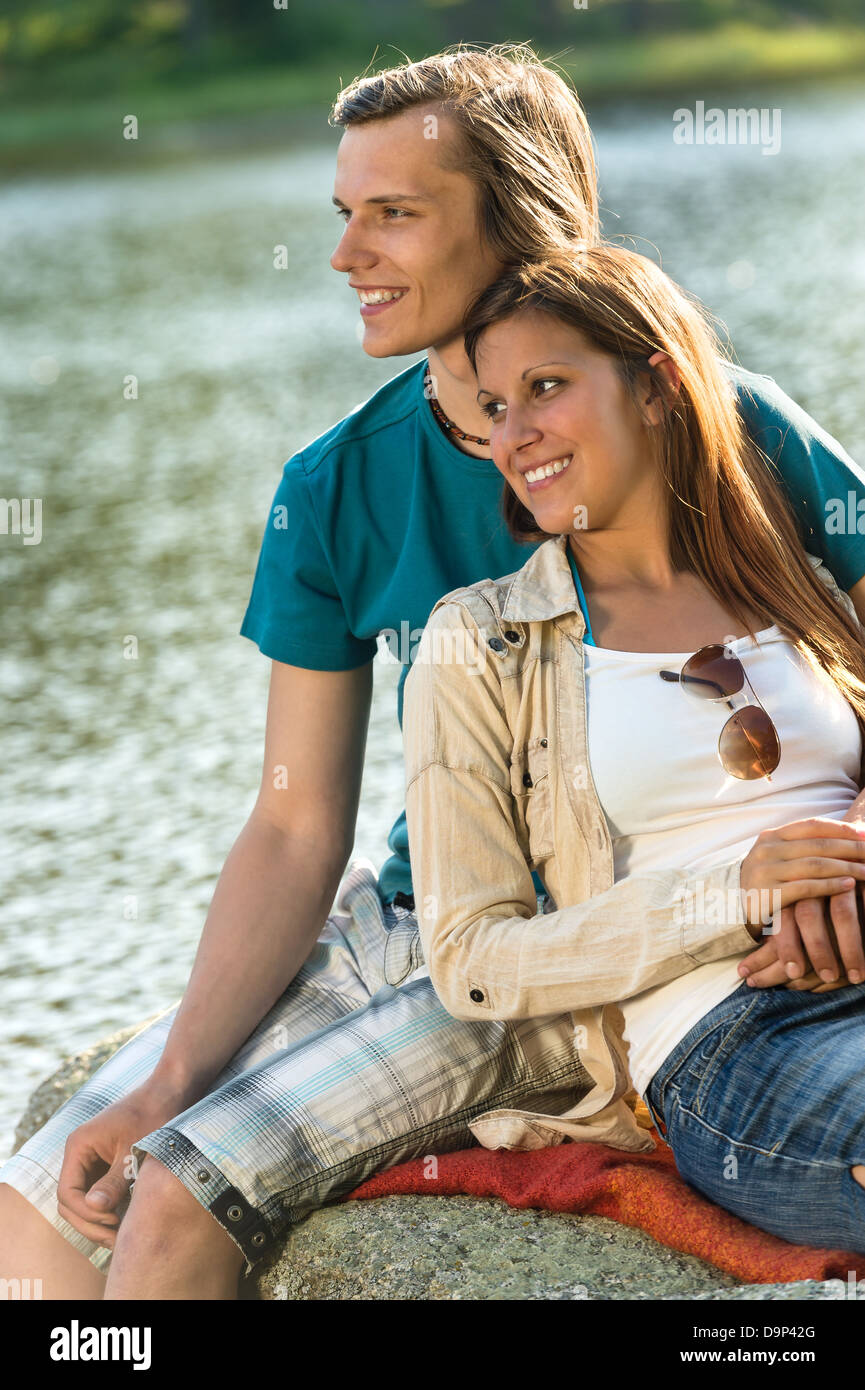 Teen couple hi-res stock photography and images - Alamy