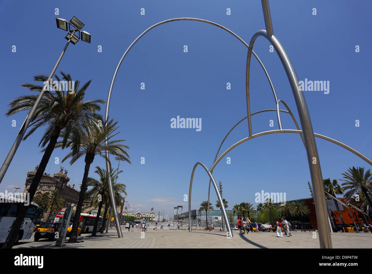Metal sculpture, Barcelona, Spain Stock Photo - Alamy