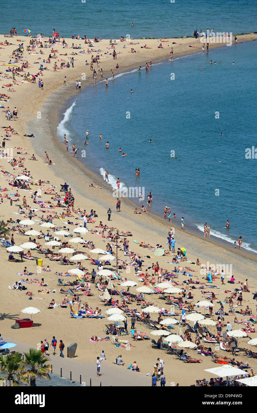 Aerial view of crowds on the crowded beach, Barcelona, Spain Stock ...