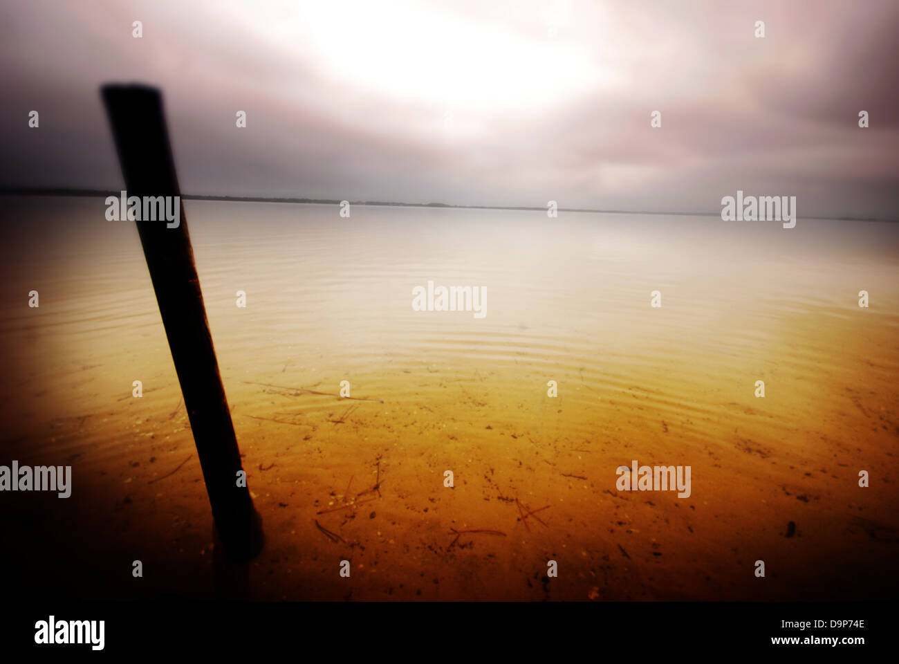 Empty beach hi-res stock photography and images - Alamy