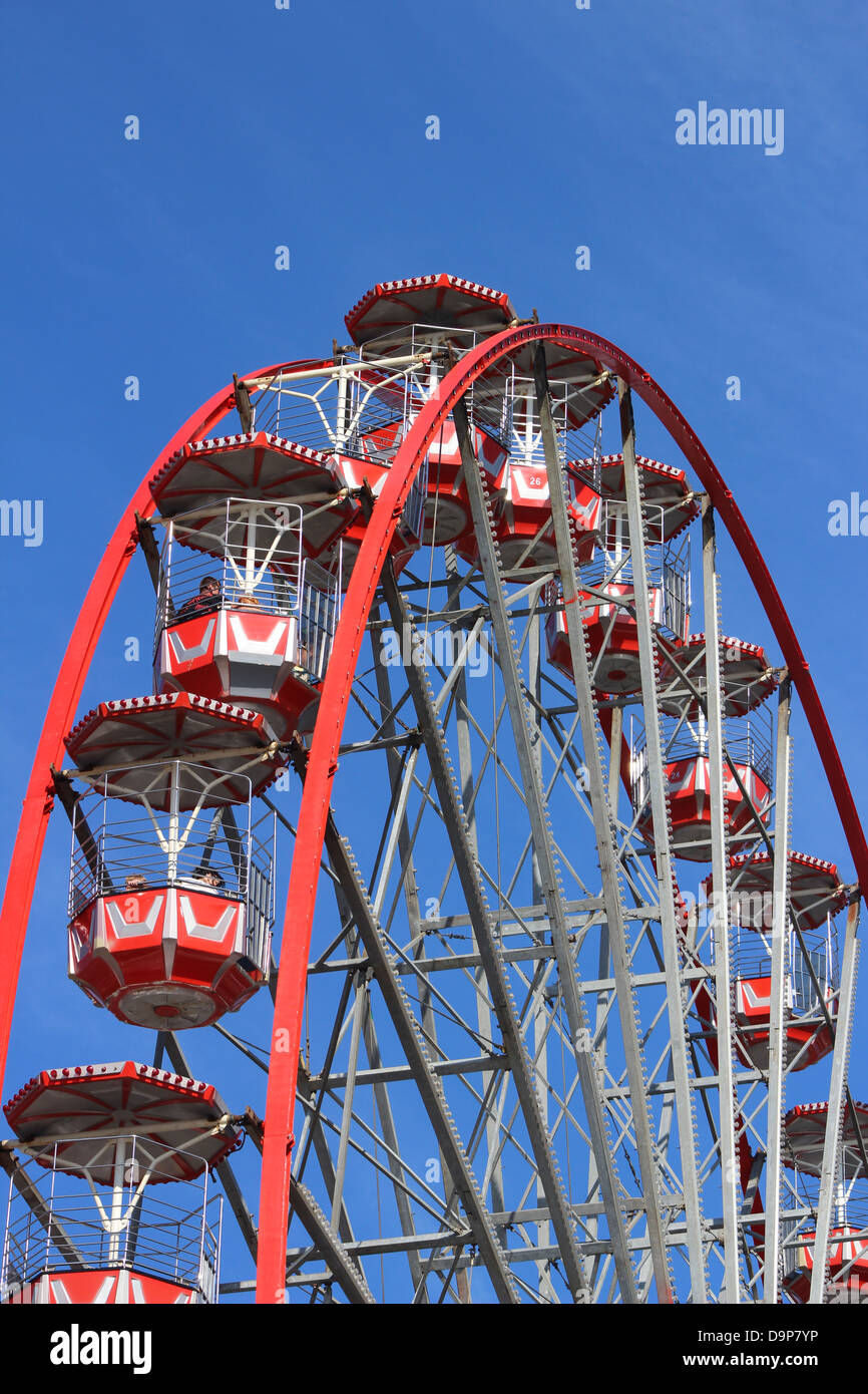 Fair ground wheel hi-res stock photography and images - Alamy