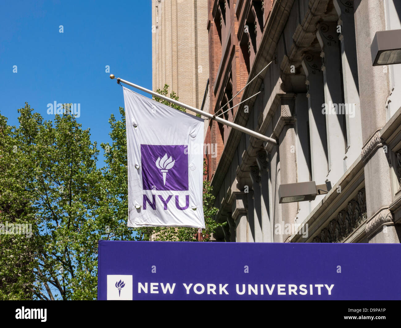 Flag nyu college awning hi-res stock photography and images - Alamy