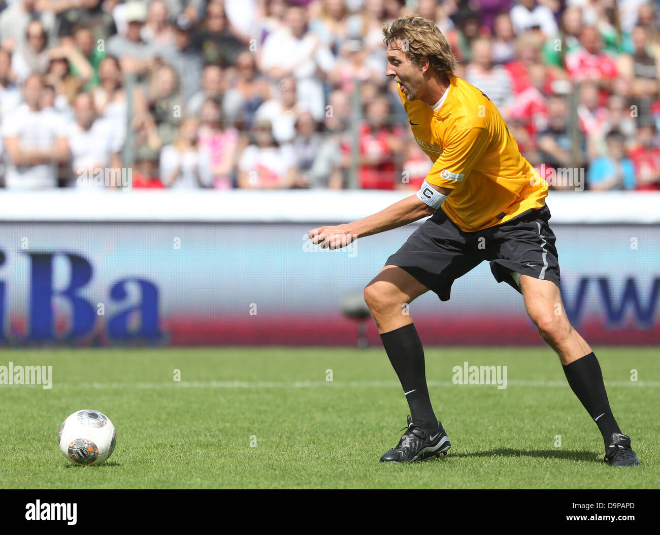 Dirk nowitzki during charity soccer hi-res stock photography and images ...