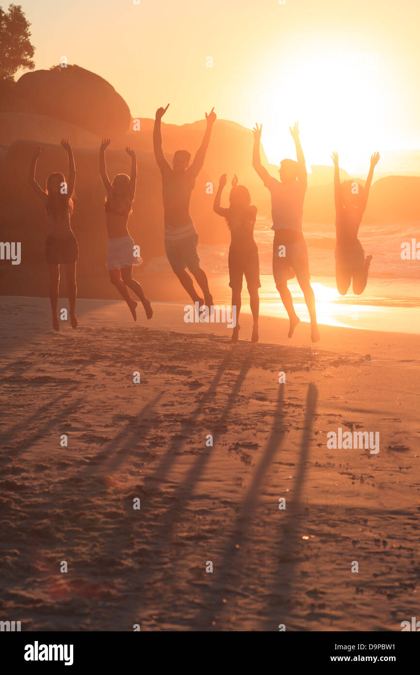 Female friends beach sunset hi-res stock photography and images - Alamy