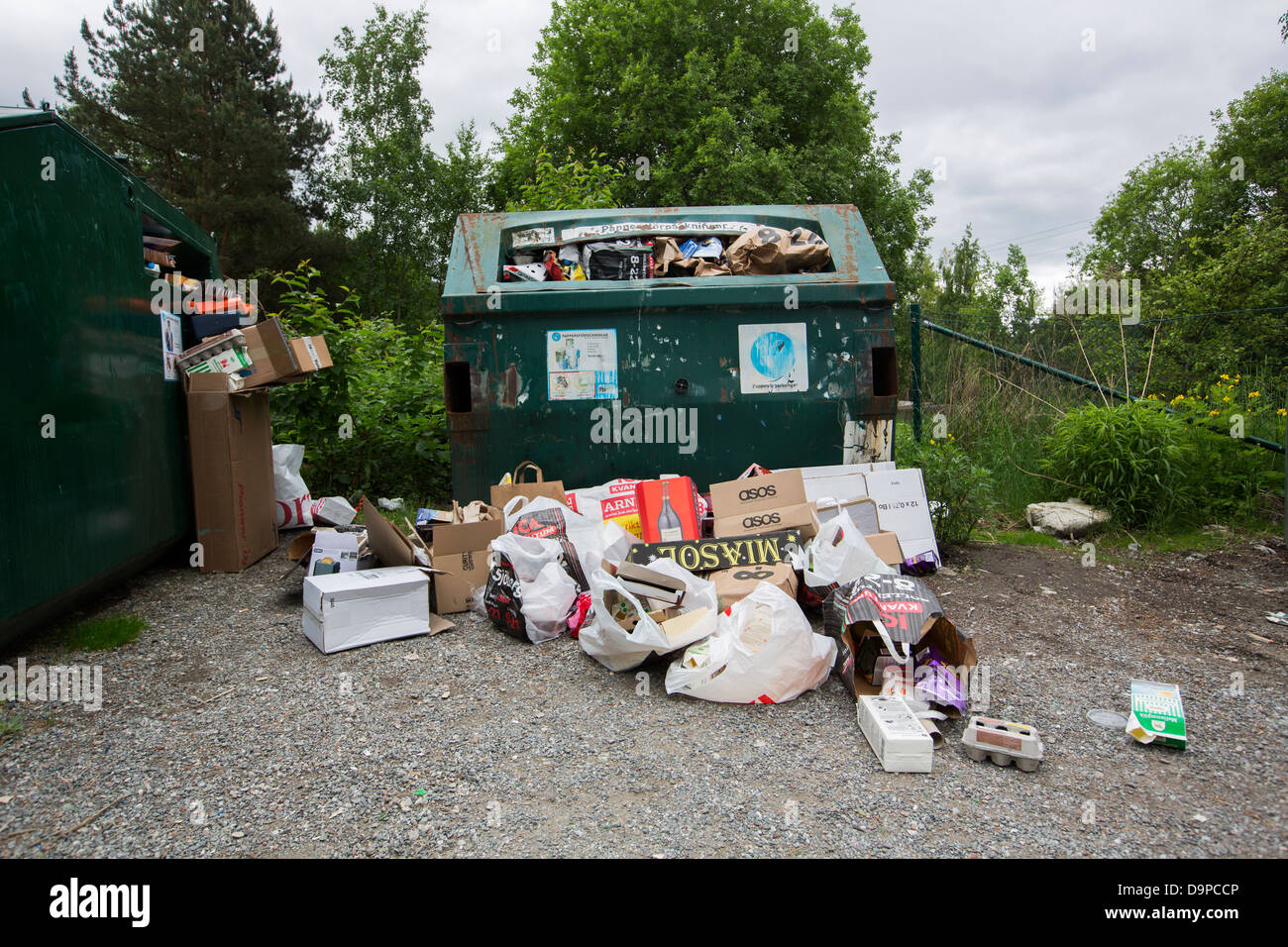 Debris container hi-res stock photography and images - Alamy