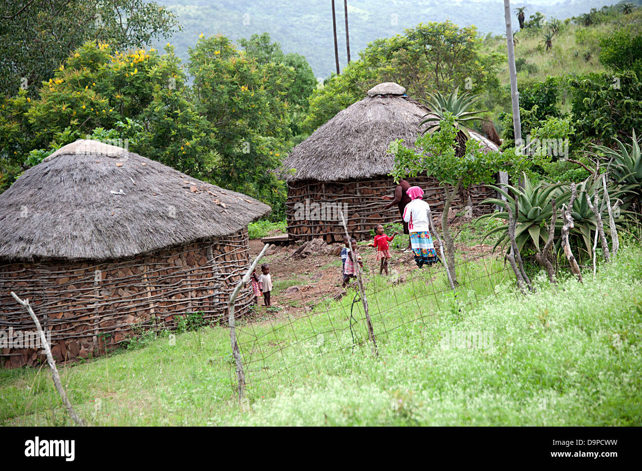 Rondavel homes in the hills around Mkuze, South Africa Stock Photo - Alamy