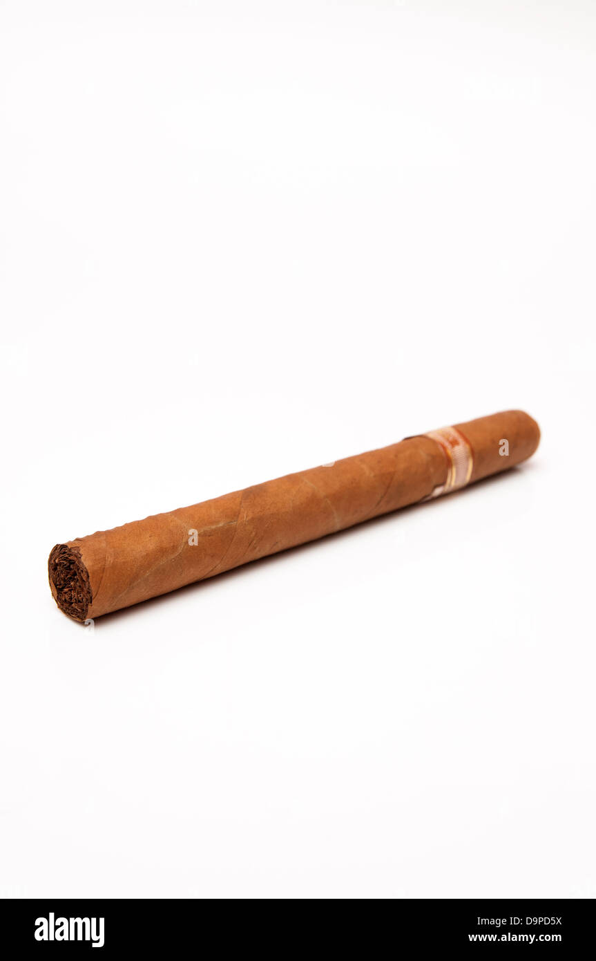 Dominican cigar to smoke a holiday Stock Photo - Alamy