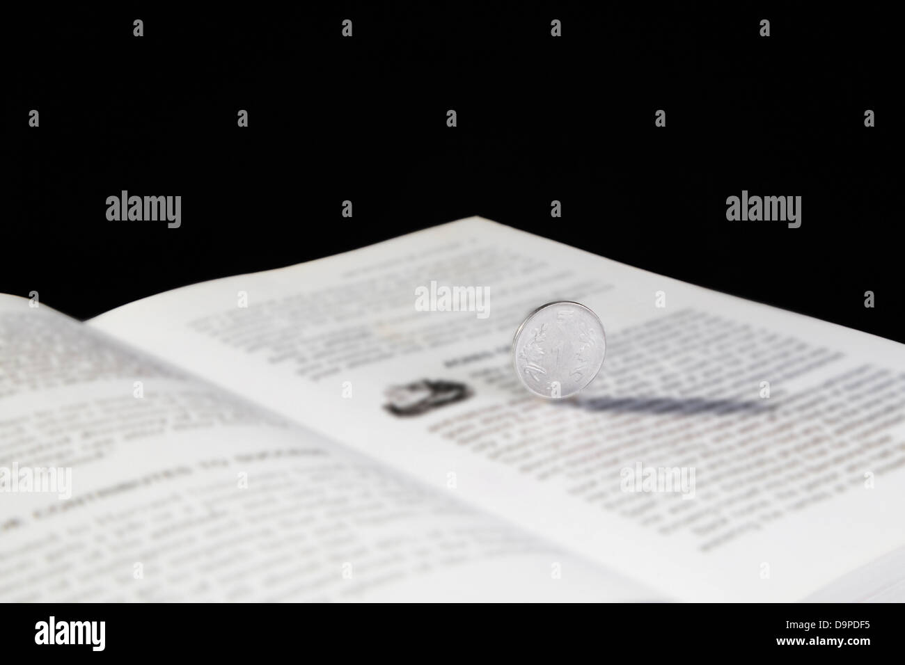 1 indian rupees hi-res stock photography and images - Alamy