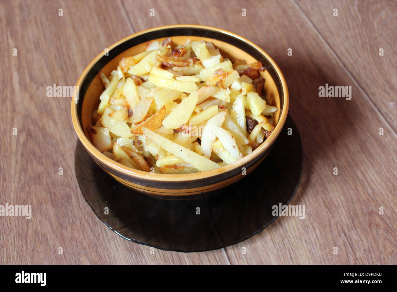 Full of chips hi-res stock photography and images - Alamy