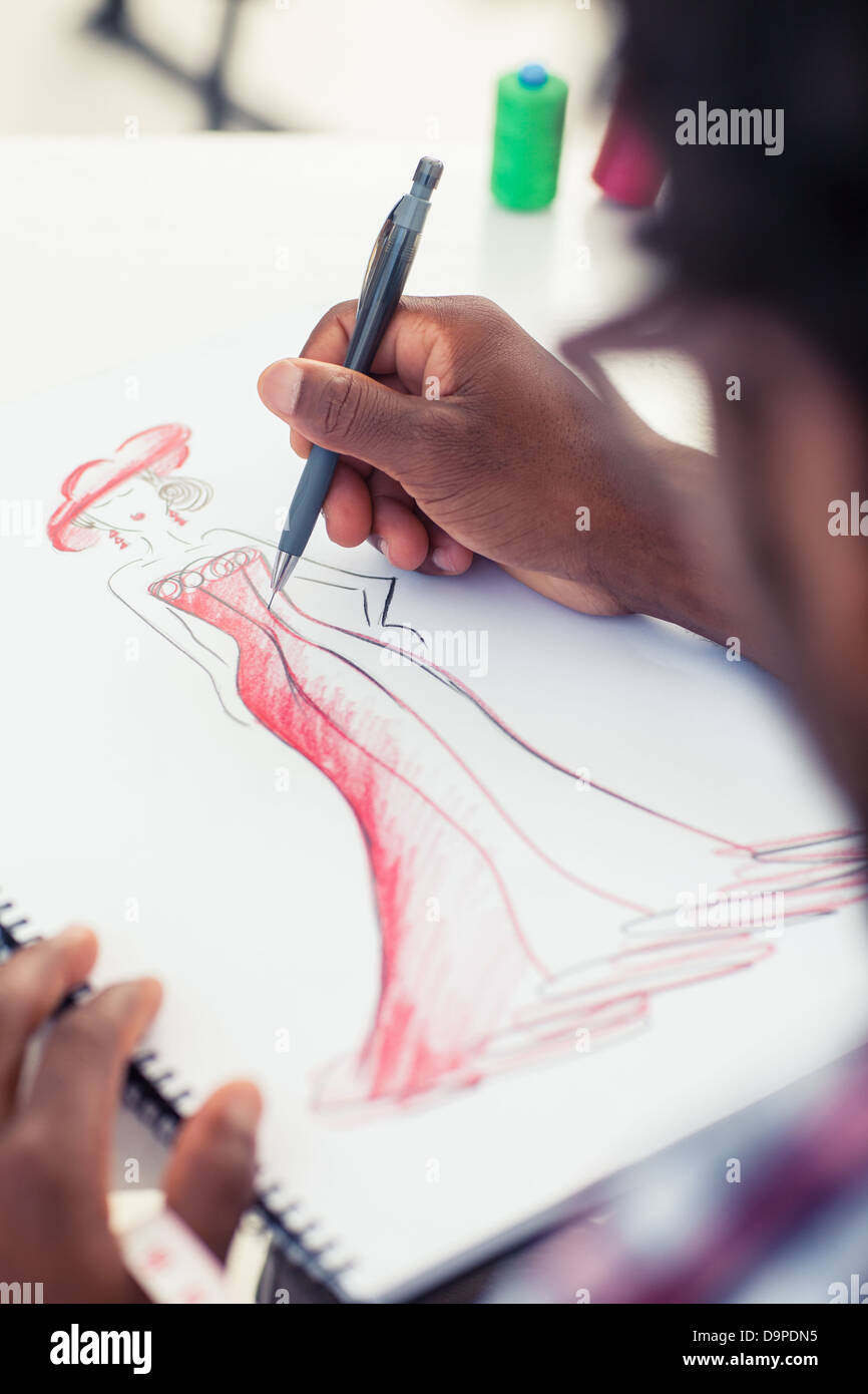 Man sketching a drawing hi-res stock photography and images - Alamy