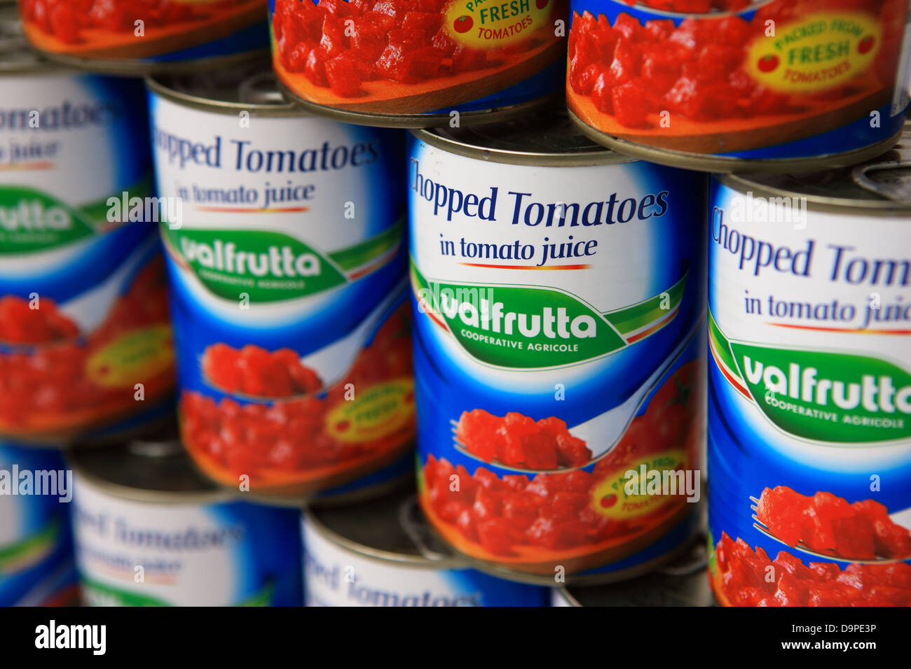 Tins tomatoes hi-res stock photography and images - Alamy