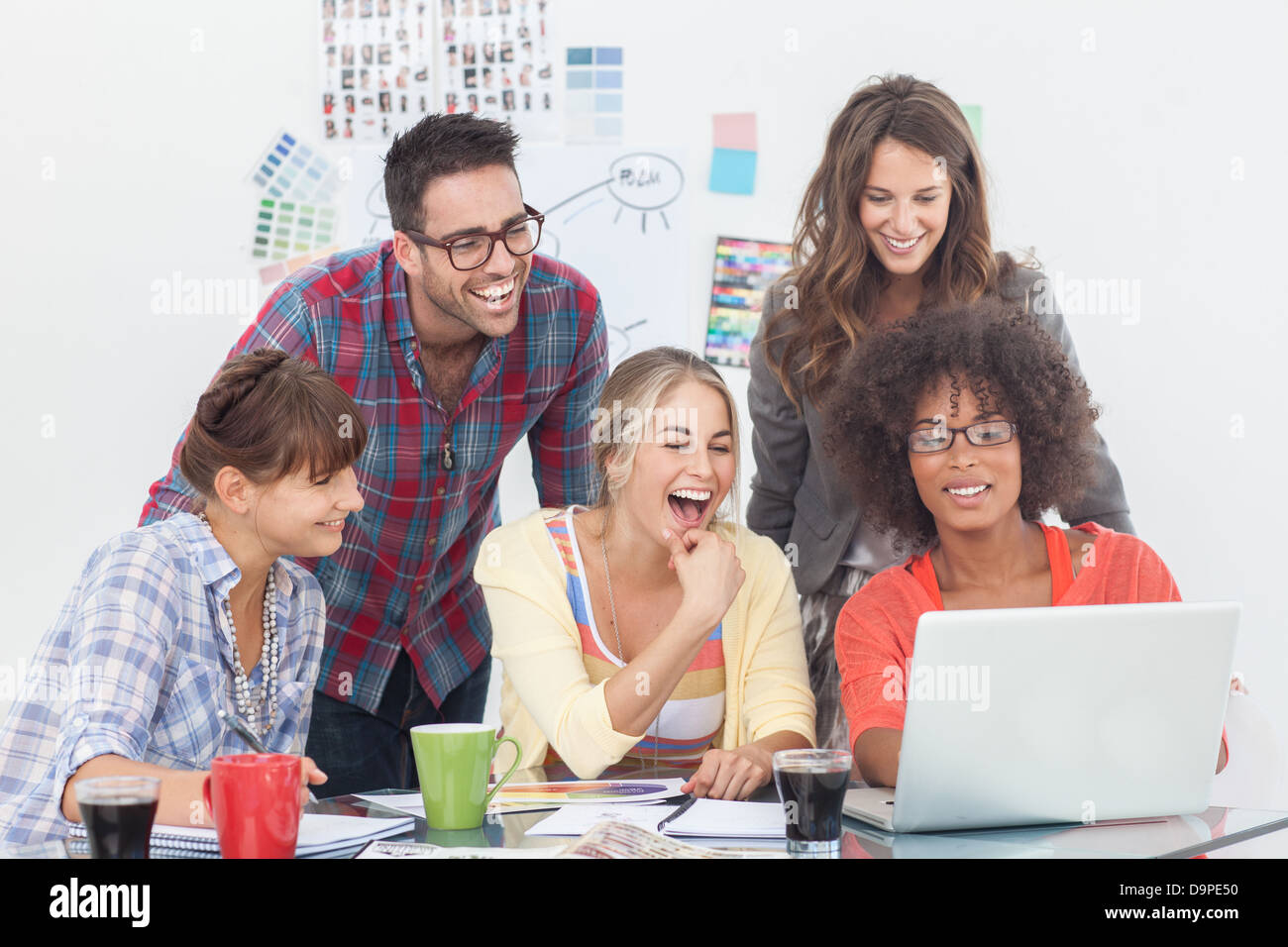 Cheerful team hi-res stock photography and images - Alamy