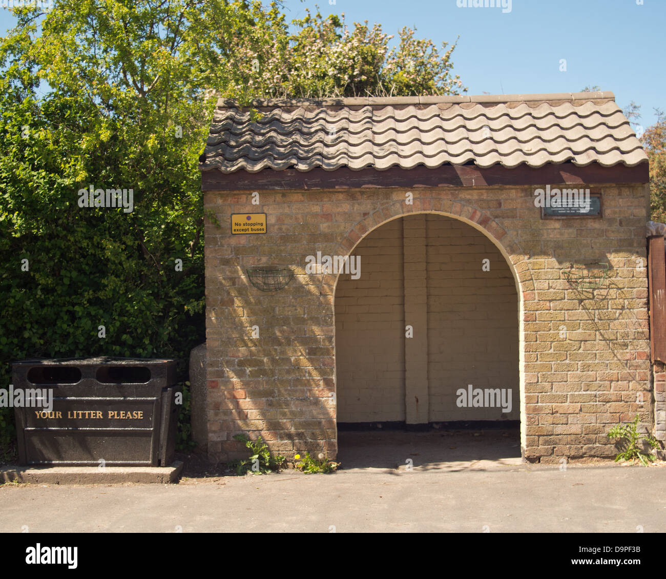 Brick built shelter bus stop hi-res stock photography and images - Alamy