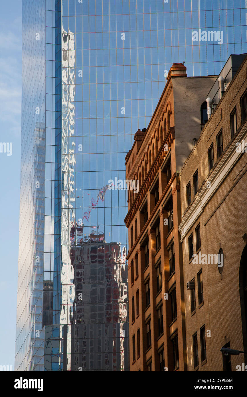 Detail of new building rising up adjacent to the World Trade site and ...