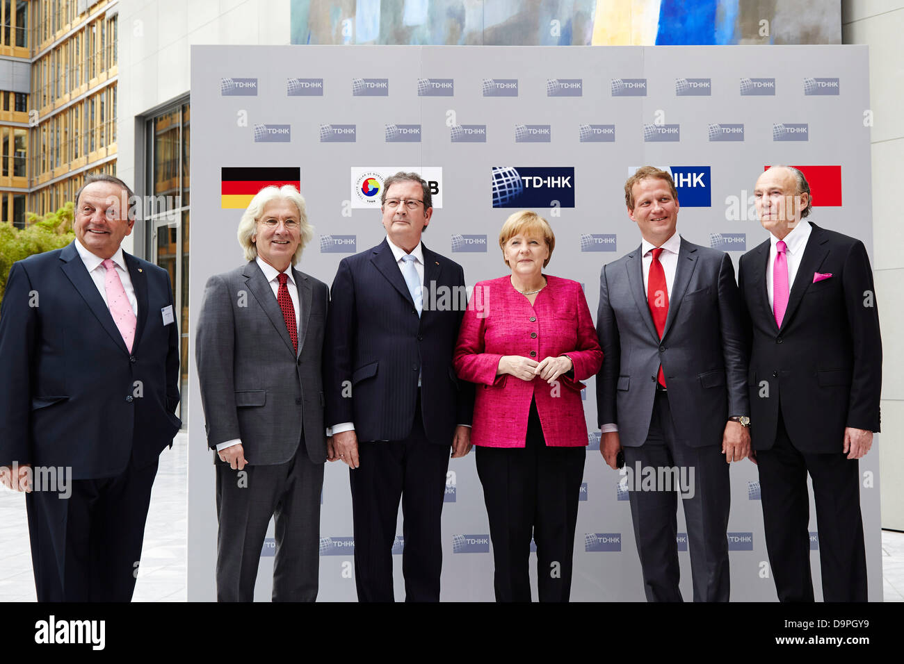 Dr eric scweizer hi-res stock photography and images - Alamy