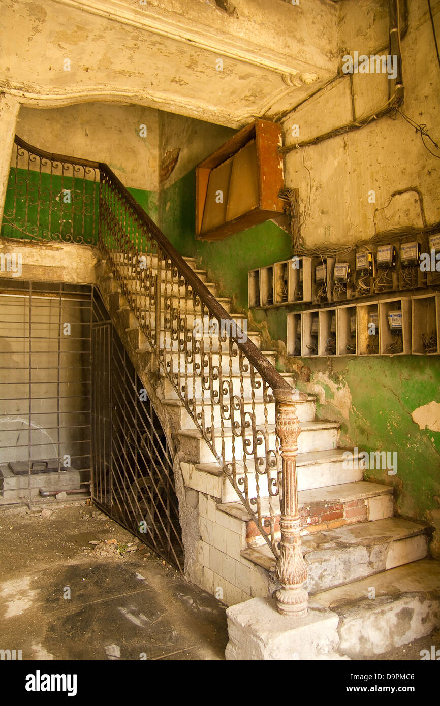 Cuba house interior hi-res stock photography and images - Alamy